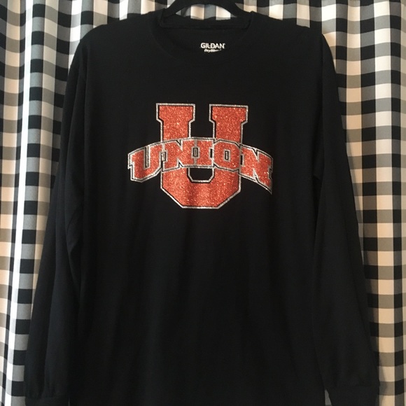 Gildan | Tops | Union College Long Sleeve Medium Tshirt | Poshmark